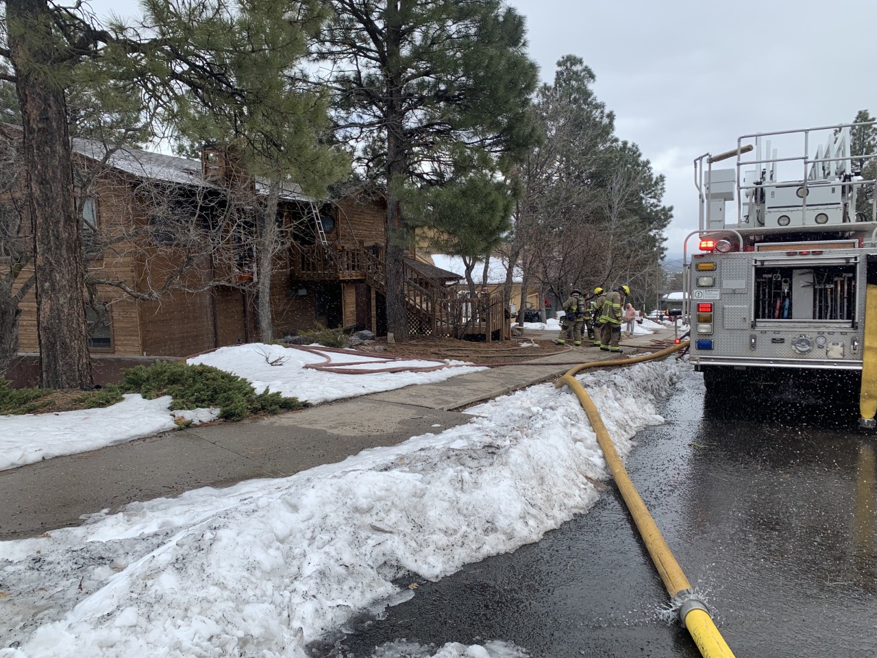 UPDATE to1st ALARM House Fire in Flagstaff – FlagScanner